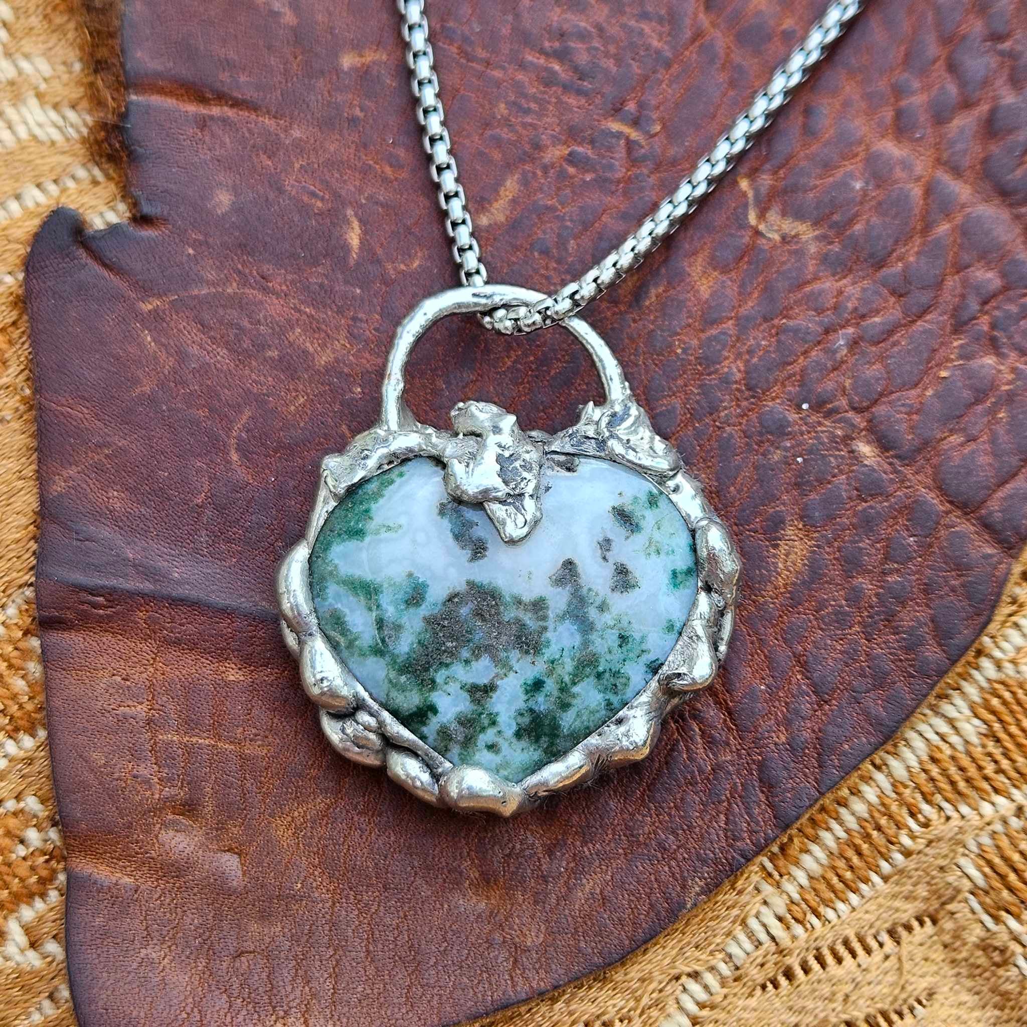 Tree Agate Heart Amulet | Lindsey the Ladysmith